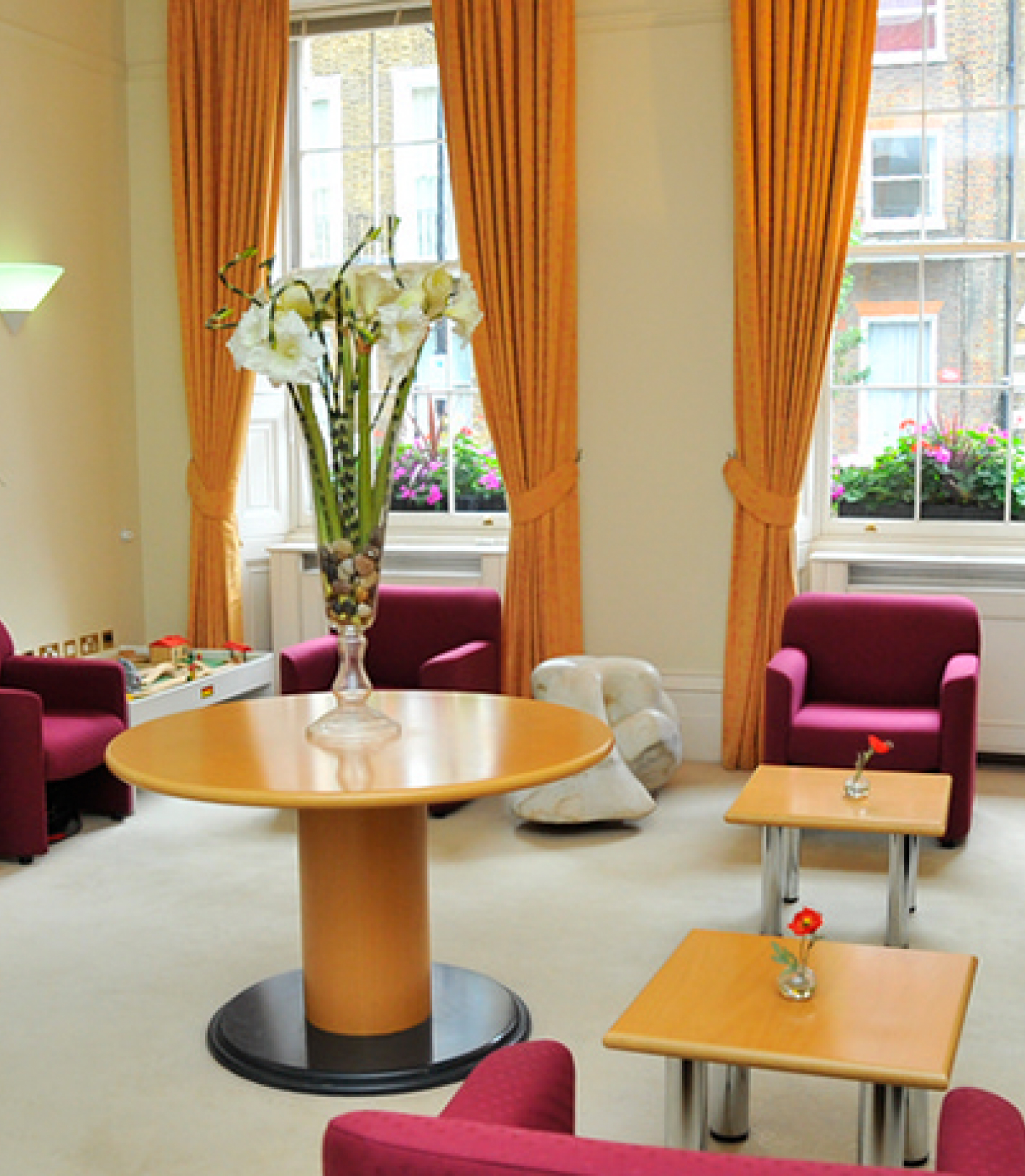 Get in Touch | Gynaecologist Consultant | London